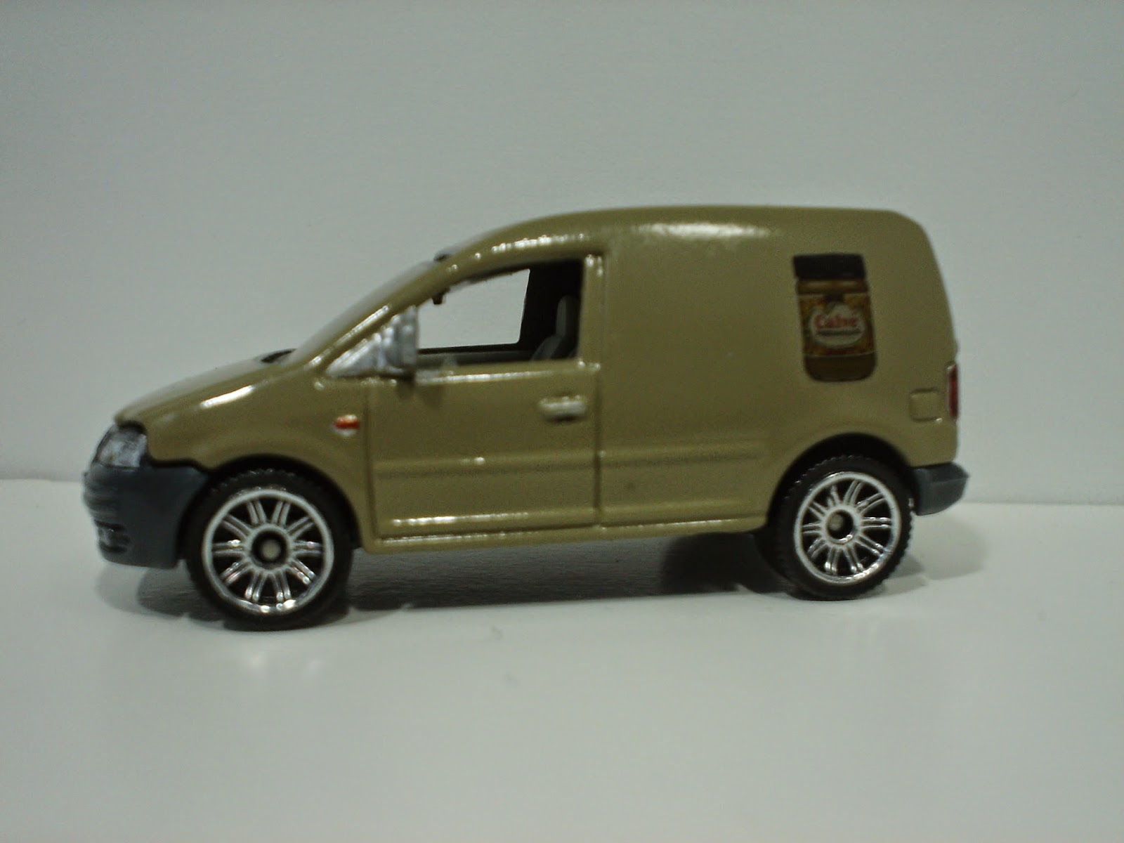 3inchDiecastBliss: Matchbox VW Caddy - The Customs