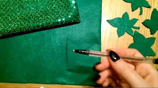 Pin Me Up Ireland: How to make Ivy Leaves from Fabric - Poison Ivy Costume
