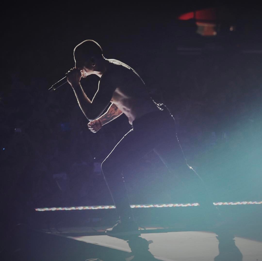 RIP Chester Bennington, 10 Portraits of Career Struggle Linkin Park ...