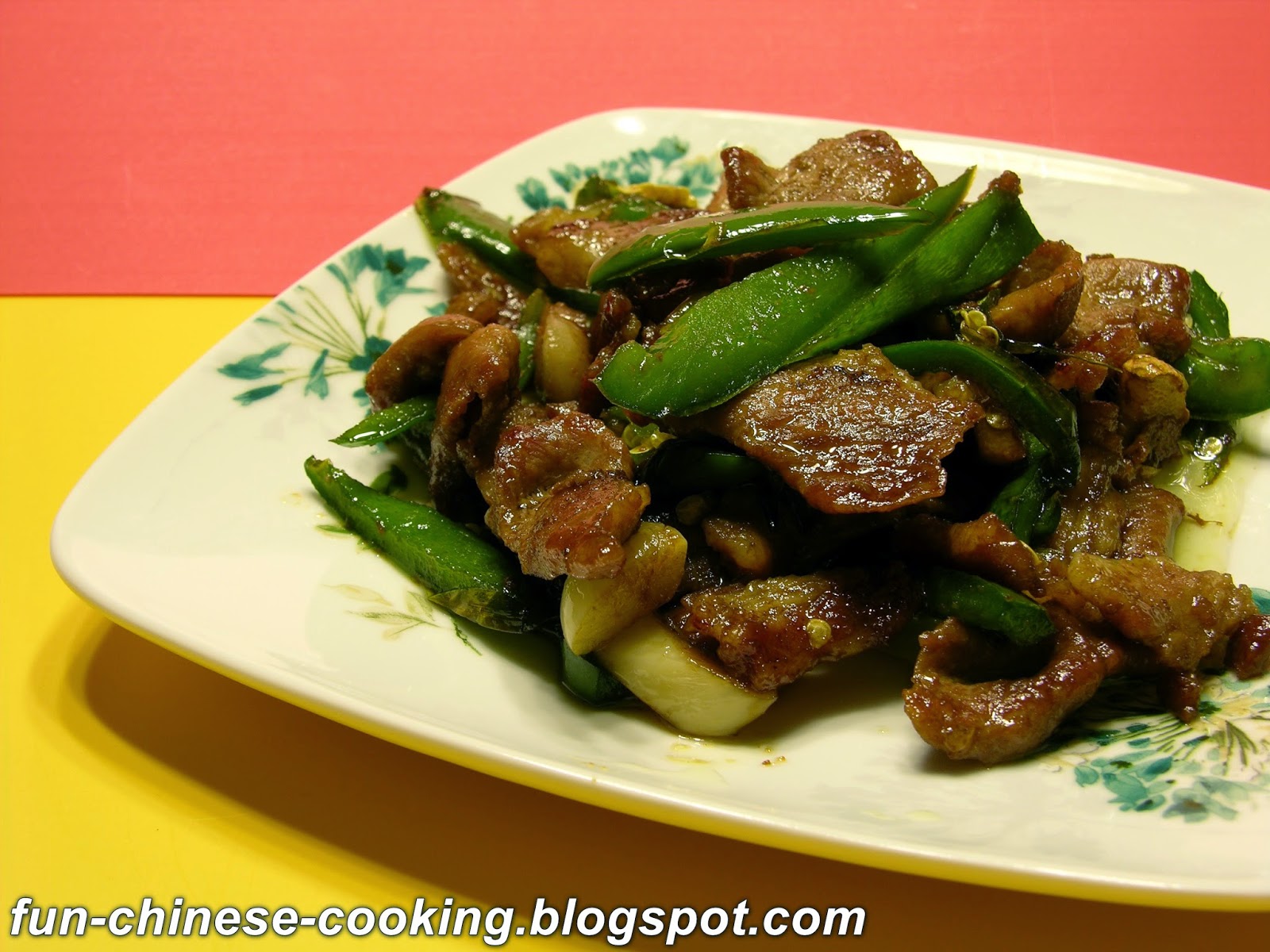 Hunan Style Stir Fried Pork Slices with Jalapeno (湖南小炒肉)