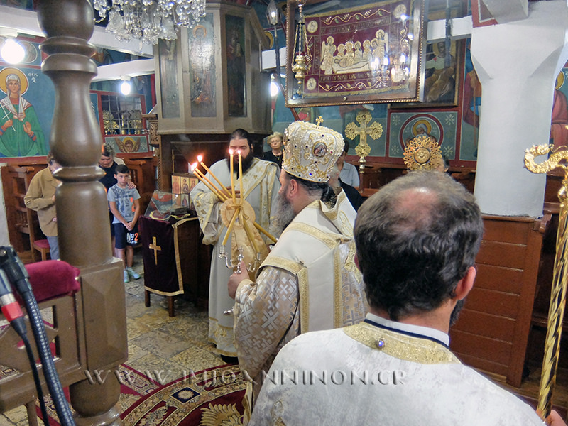 Άγιοι και Εκκλησία: ΘΕΙΑ ΛΕΙΤΟΥΡΓΙΑ ΣΤΗΝ ΚΑΡΙΤΣΑ ΚΑΙ ΕΣΠΕΡΙΝΟΣ ΣΤΗΝ ...