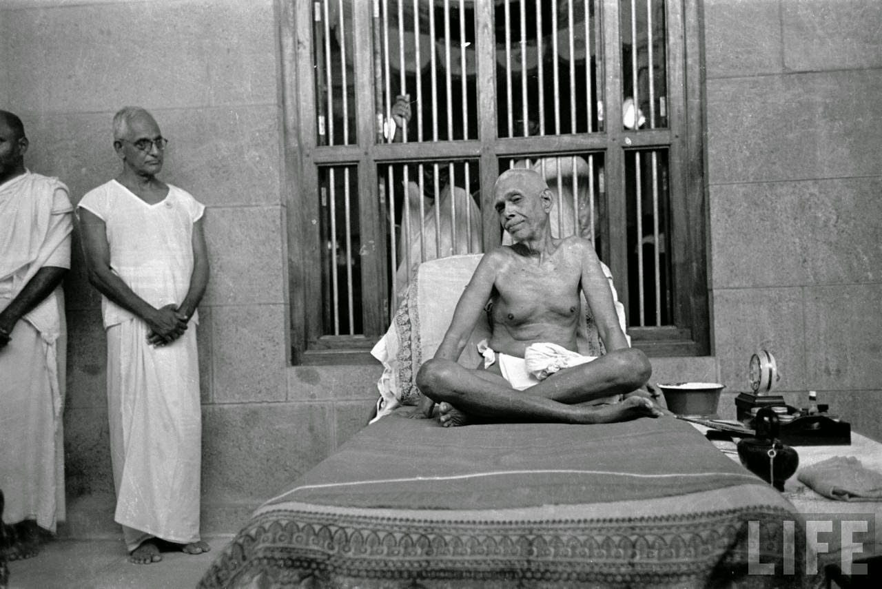 Hindu Spiritual Guru Ramana Maharshi - 1949 - Old Indian Photos