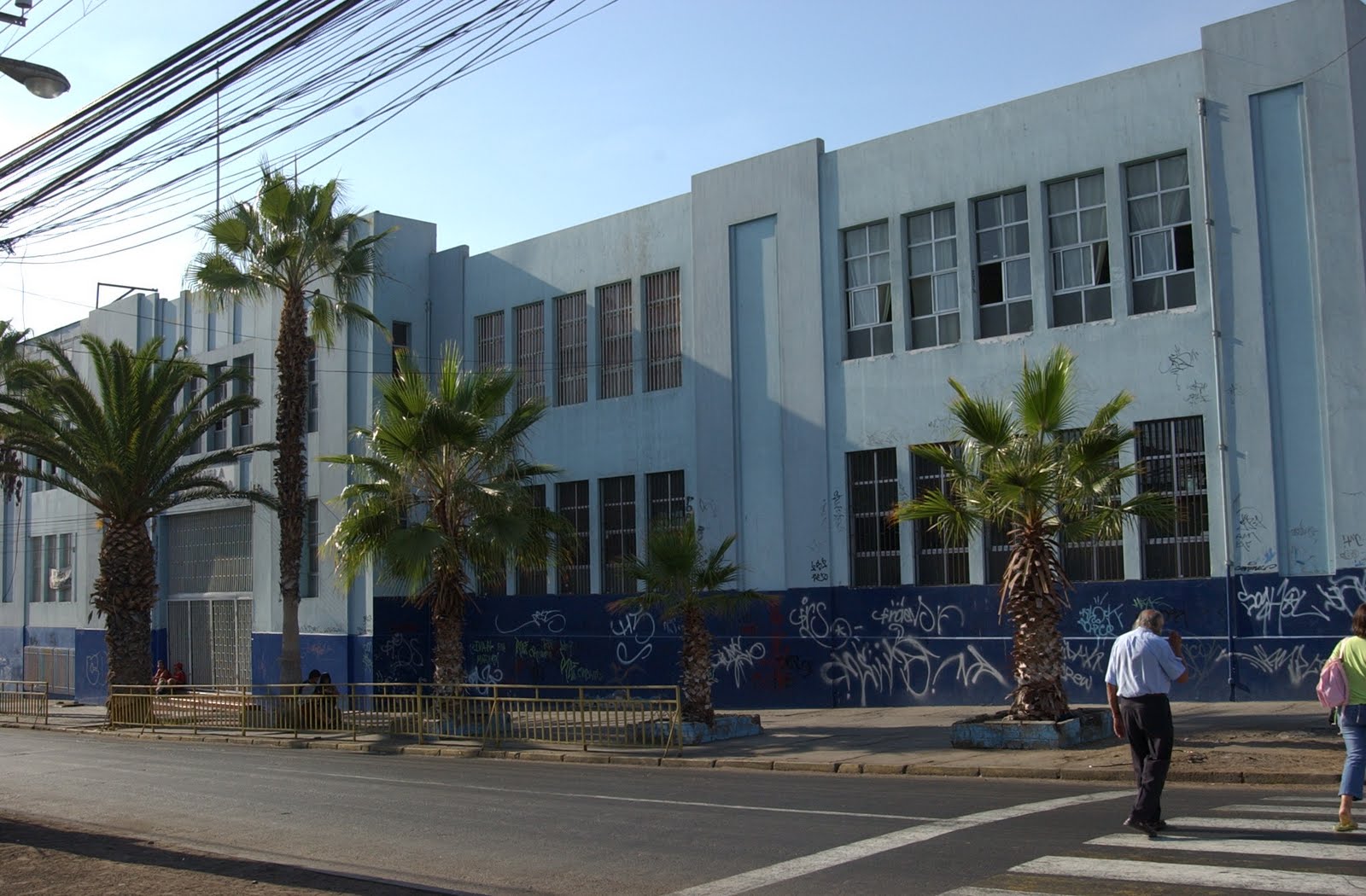 Así Surgen...: APRUEBAN RECONSTRUCCIÓN DE LA ESCUELA SANTA MARÍA DE IQUIQUE
