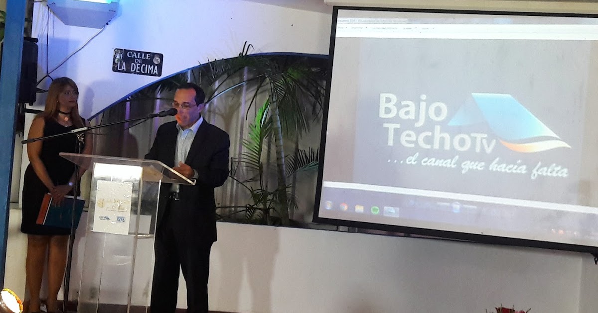 Angel Puello fue reconocido por sus 30 años, y resurge como Productor