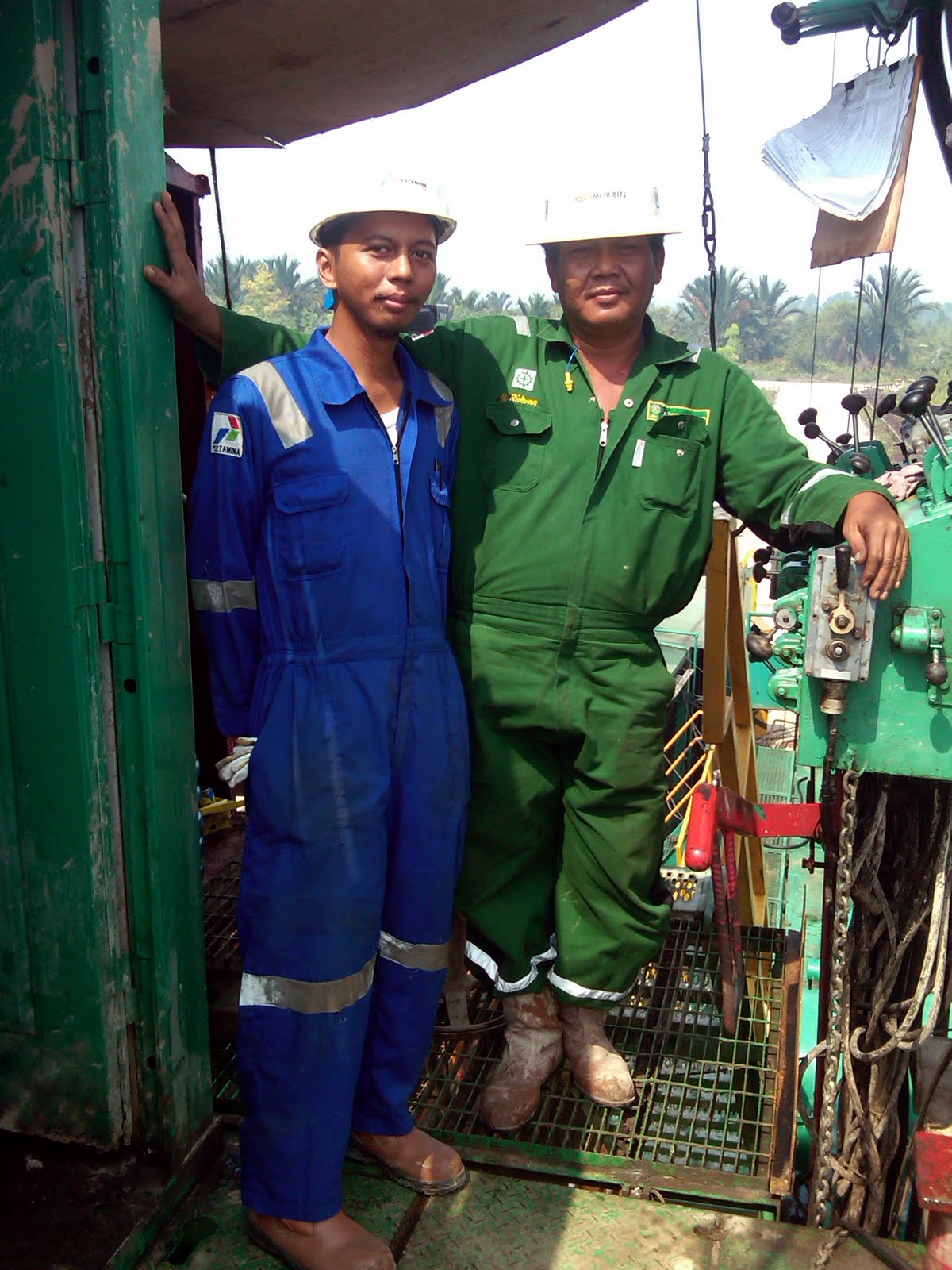 Rig drilling spa 07: rig & crew spa 07