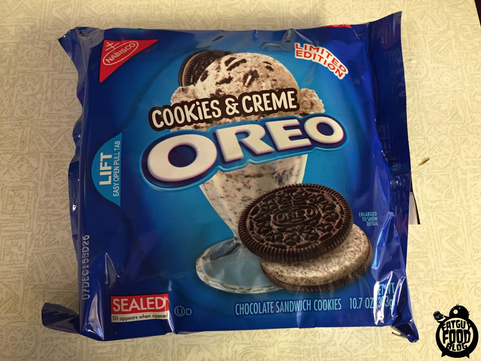 FATGUYFOODBLOG: Oreo Triple Review! Brownie Batter , Oreo Thin Mint and ...
