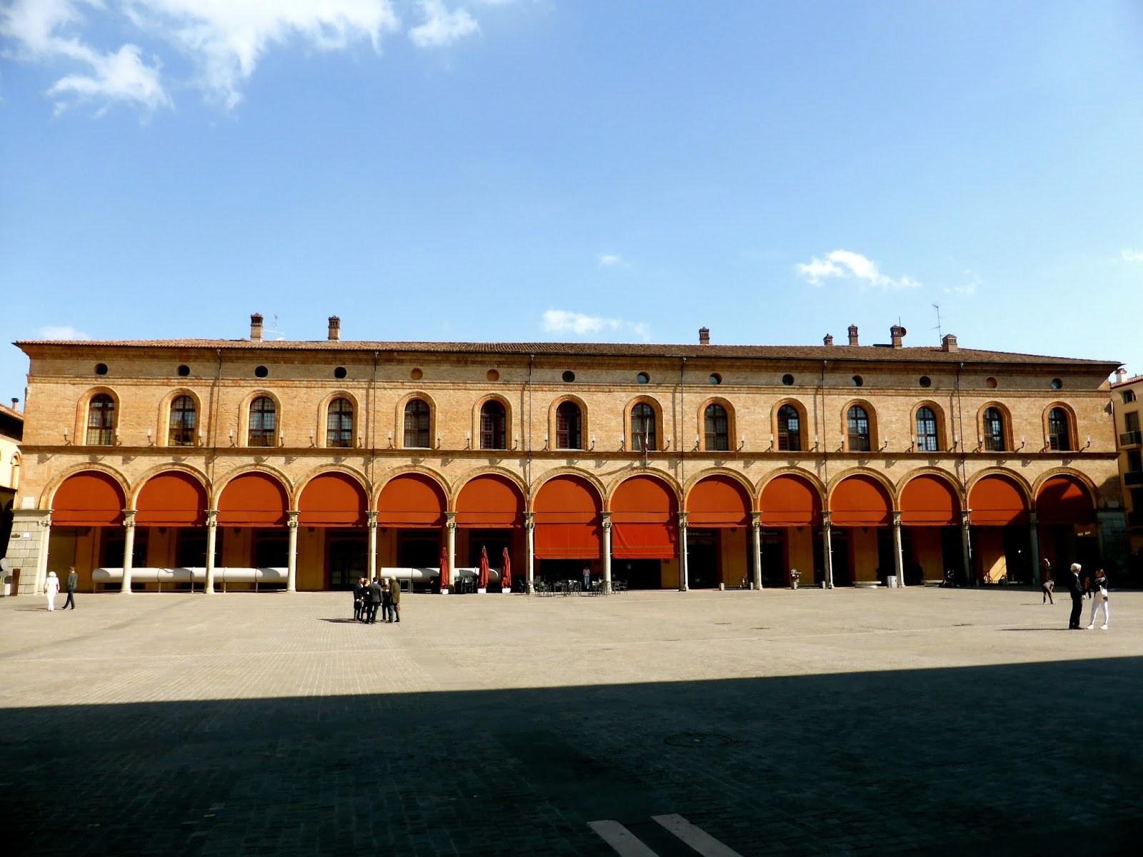 Facciamo un giro in centro?: IMOLA