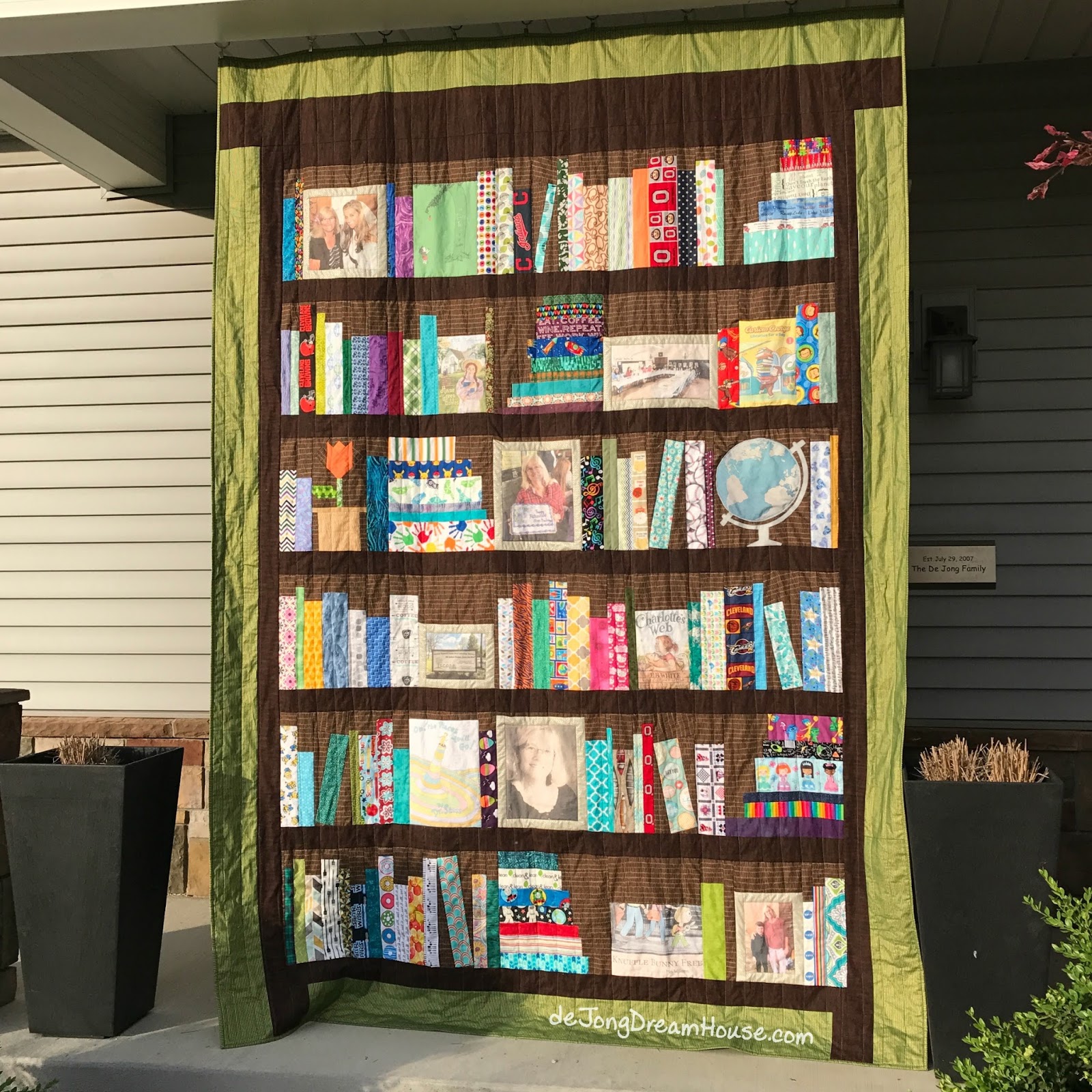 de Jong Dream House: Quilt #81: Mrs. Gentry's Library