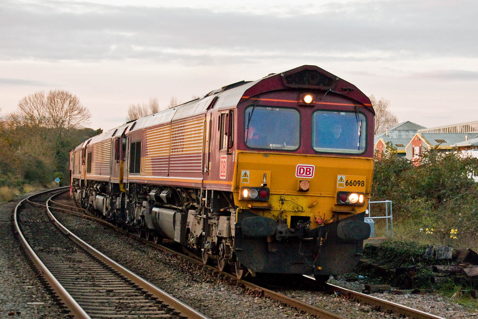 47s and other Classic Power at Southampton: 66098 66131 66096 triple ...