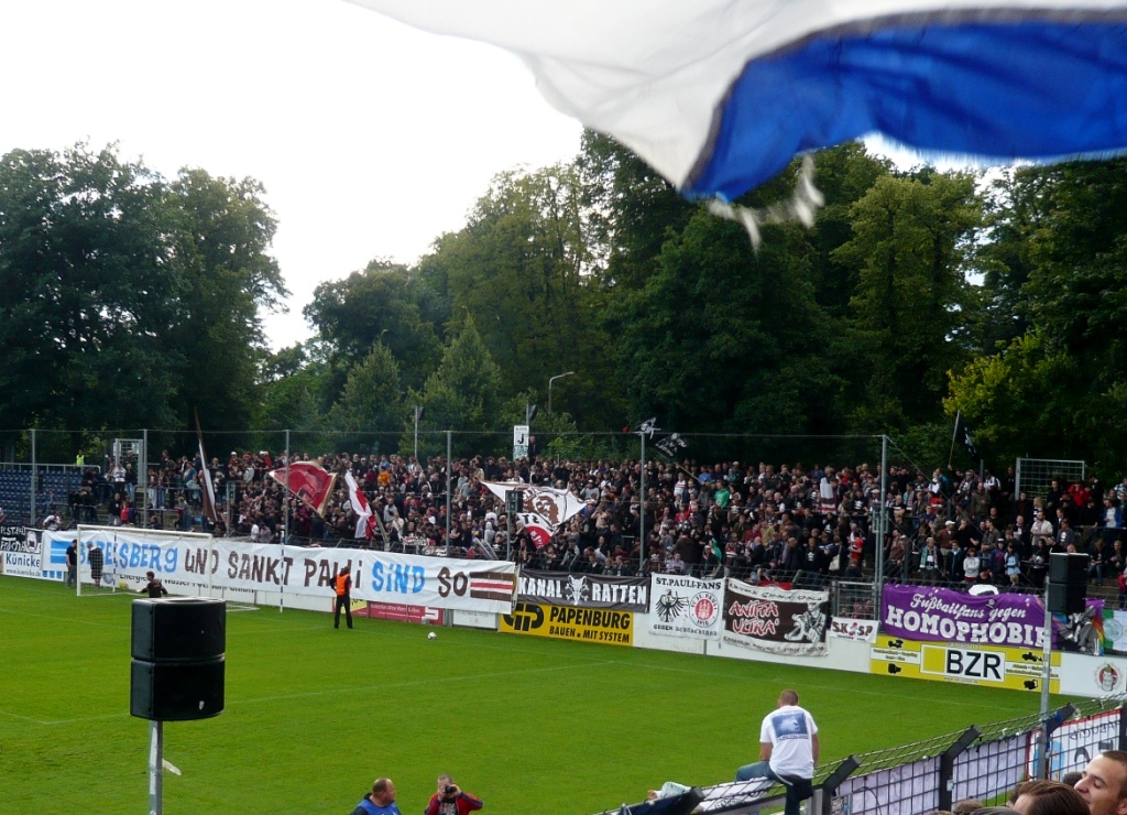 Stubenhocker Crew: SV Babelsberg 03 - FC St. Pauli von 1910 1 - 2
