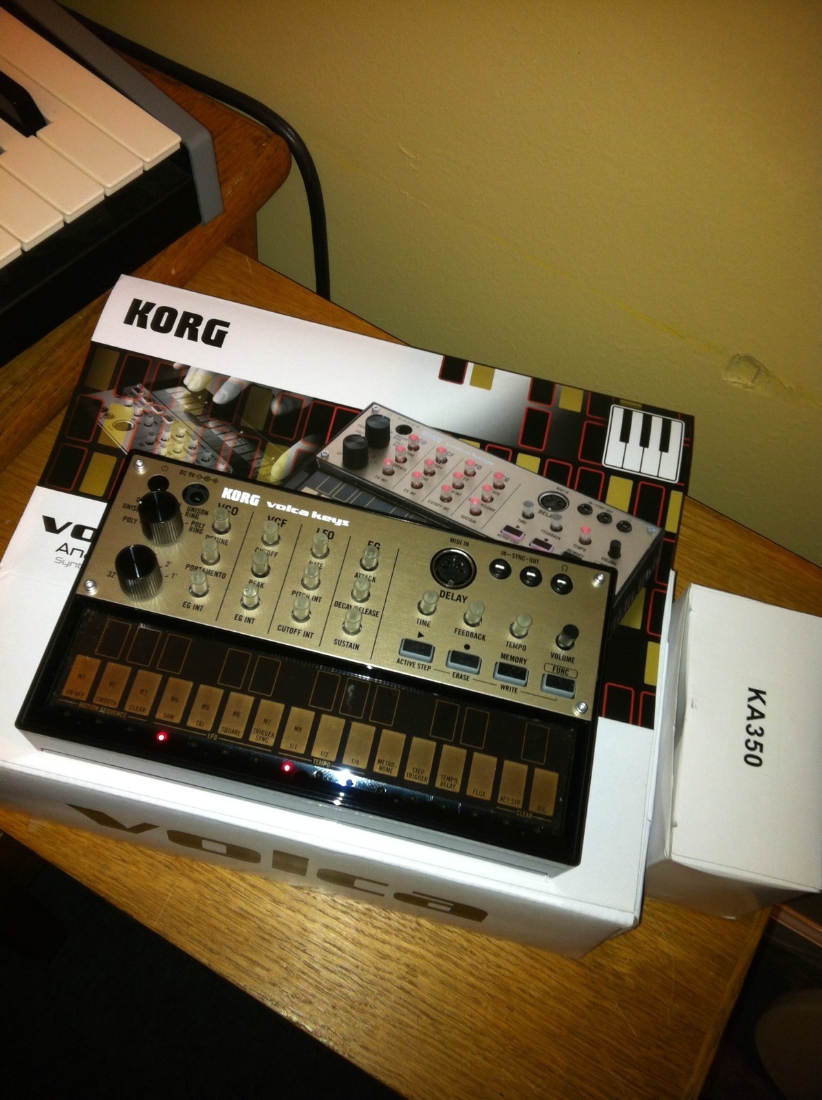 MATRIXSYNTH: KORG Volca Bass & Keys