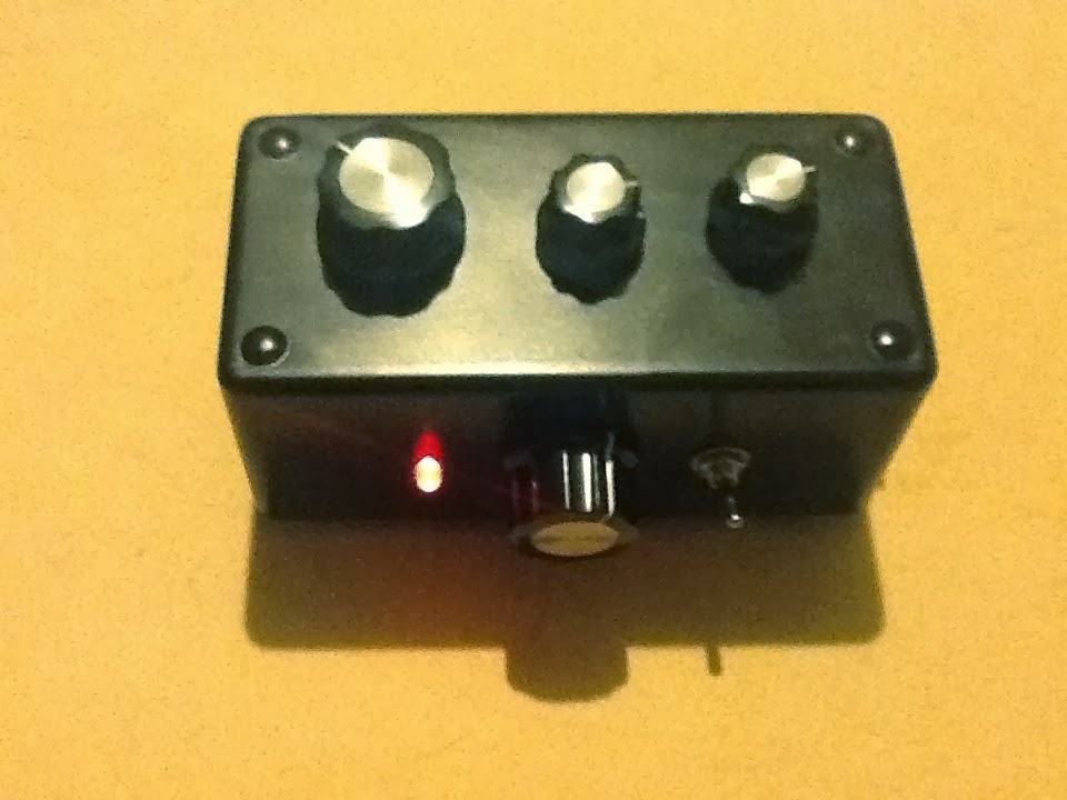 MATRIXSYNTH: 4093 NAND Drone Synth