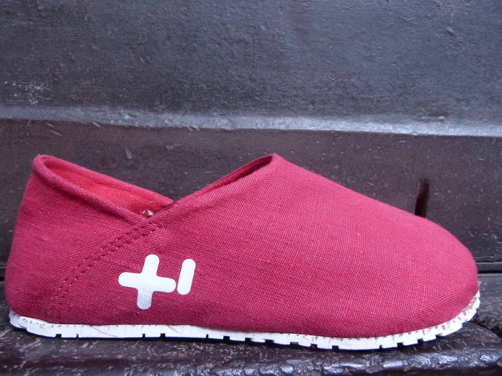 Blossom Everyday: introducing...OTZ shoes!