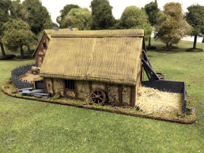 Dalauppror: Built some Perry Medieval Cottages