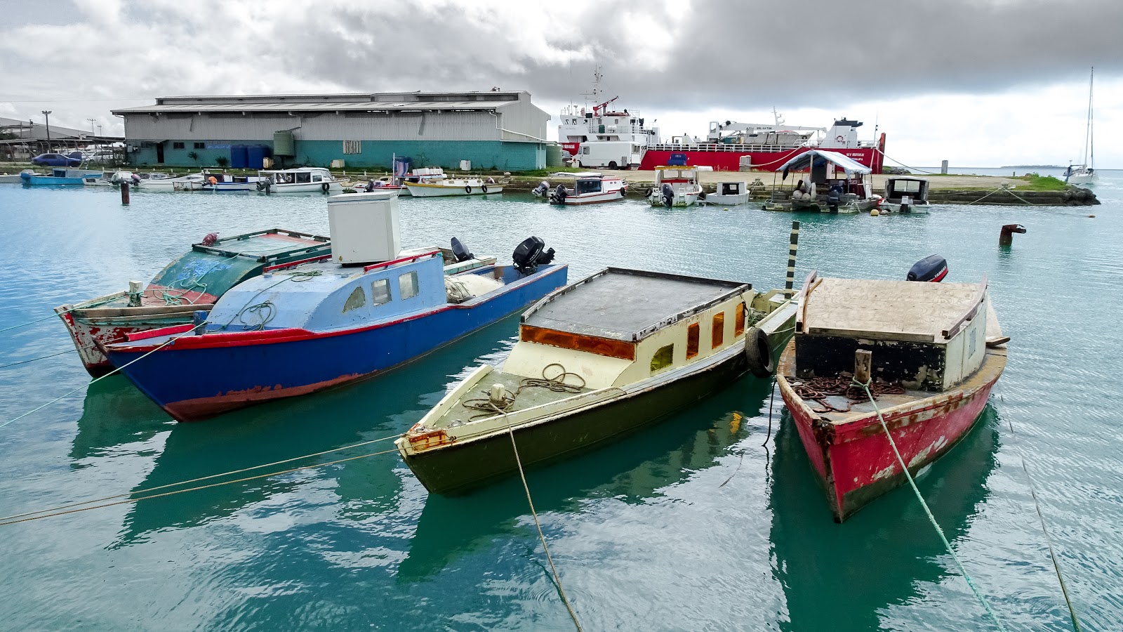 Tonga - The iron humpback whale - Sven's Travel Venues