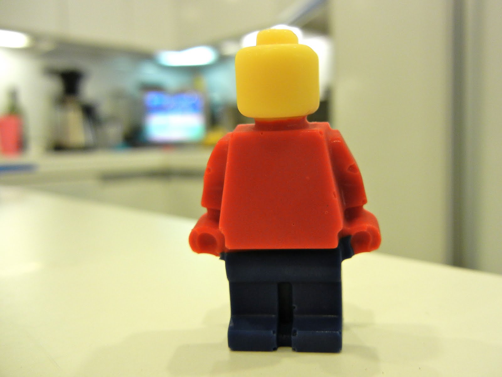 Sugar Swings! Serve Some: candy lego men tutorial....!