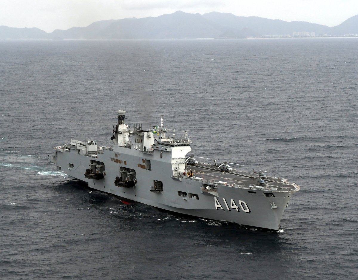 AAG_th บันทึกประจำวัน: กองทัพเรือบราซิลนำเรือบรรทุกเฮลิคอปเตอร์ A140 ...