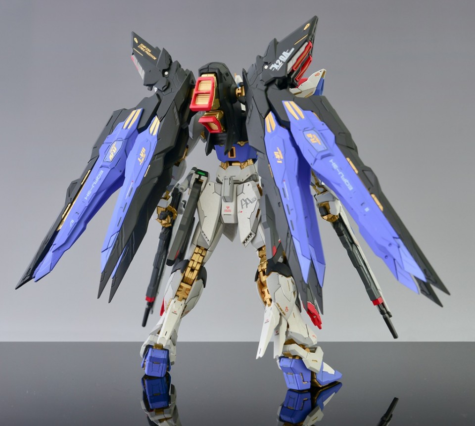 GUNDAM GUY: MB Strike Freedom Gundam - Painted Build