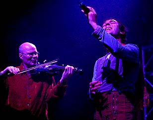 Dreams From a Darkened Room: Music Review: Peter Murphy - Dust