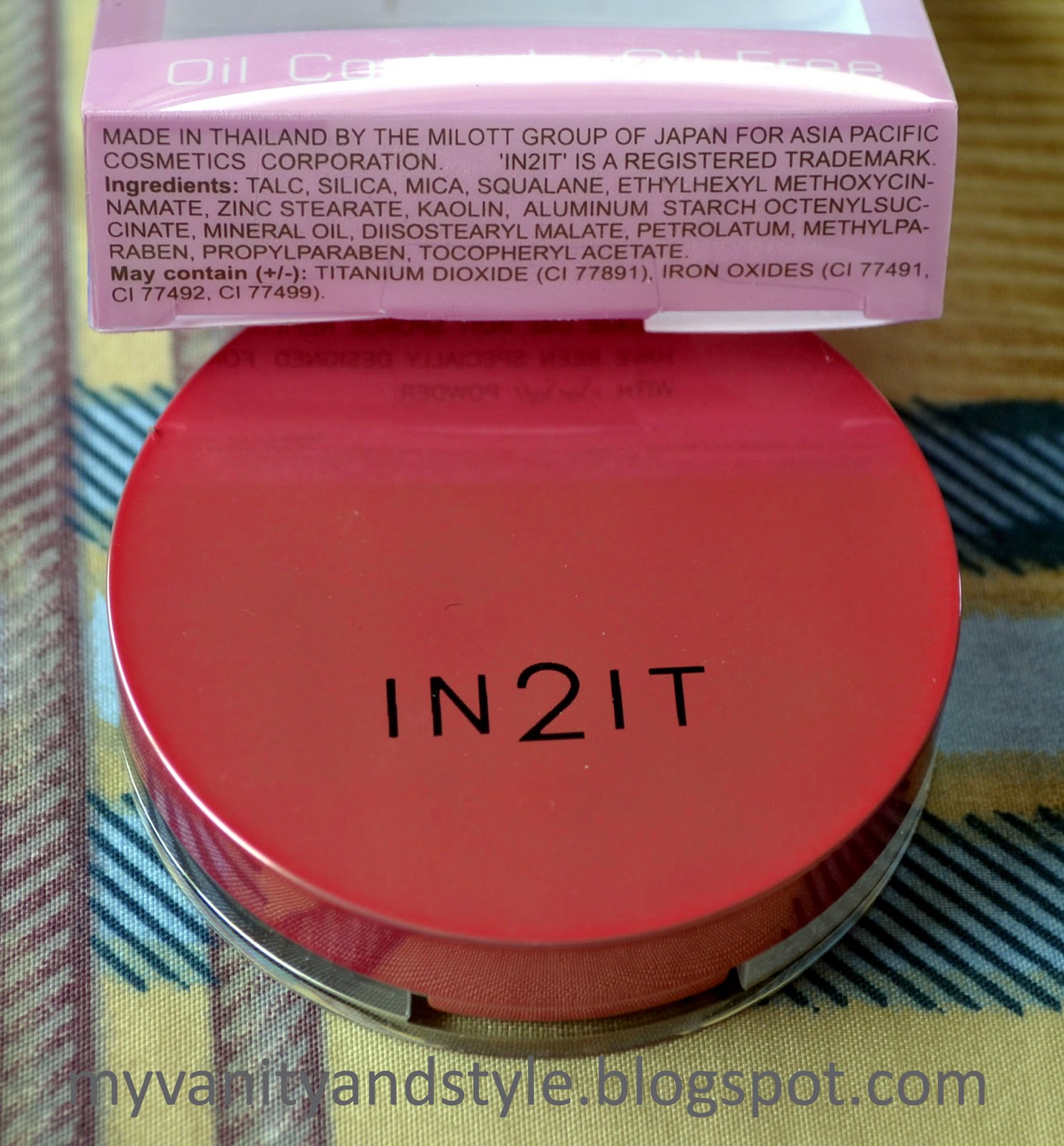 myVanityandStyle: IN2IT Oil Control & Oil Free Face Powder
