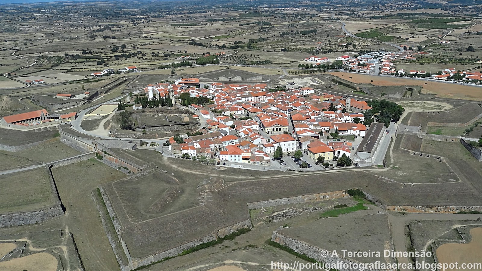 A Terceira Dimensão: Almeida