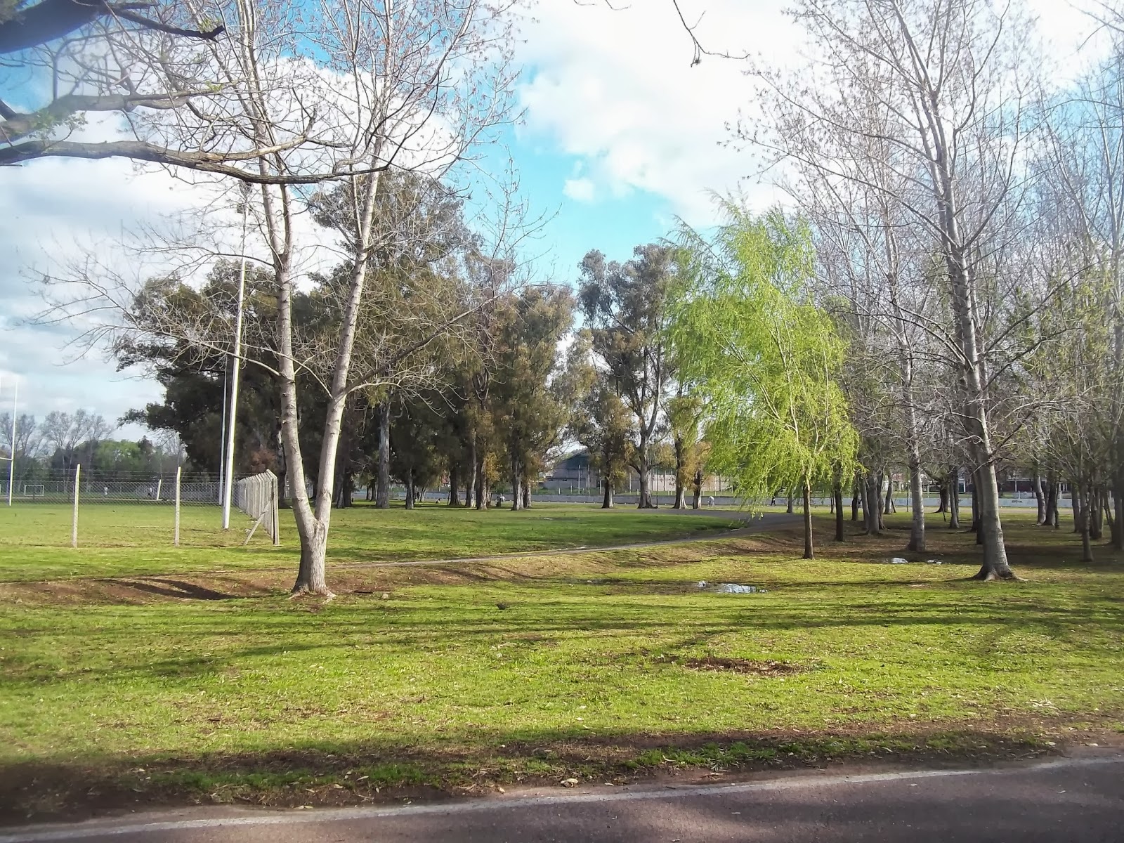 COSAS VARIAS: el parque baron o el parque municipal eva peron (lomas de ...