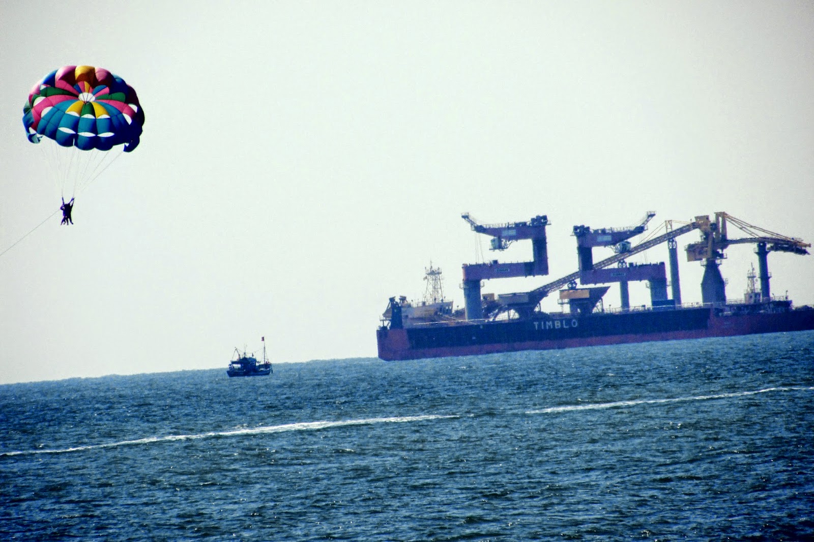 Tales to tell....: Water sports at Mobor Beach, Cavelossim