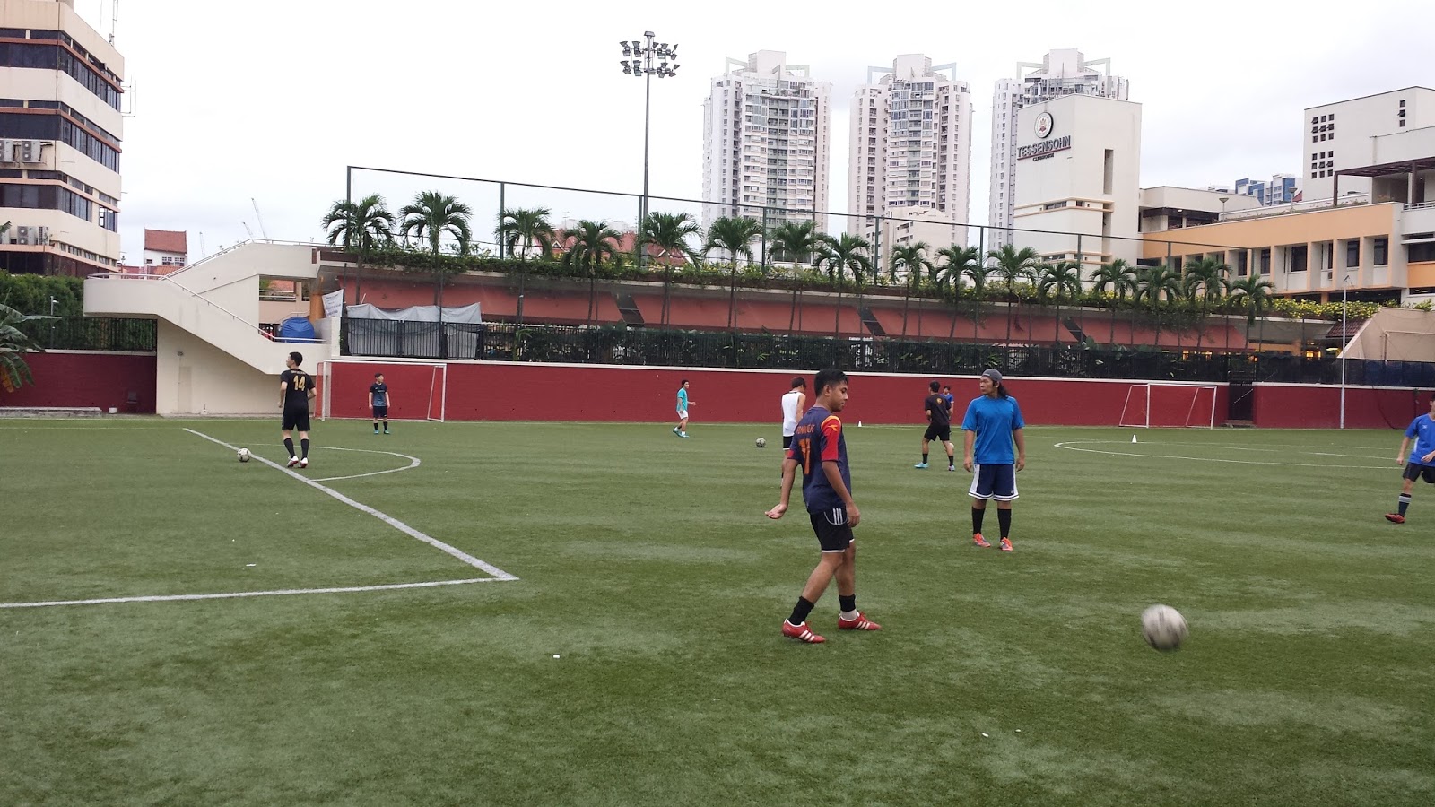 SIM Soccer: SIM University Men Soccer Training Officially Begins!