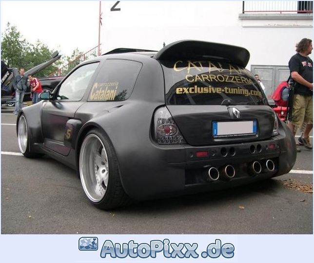 THE TOTAL TUNING: RENAULT CLIO