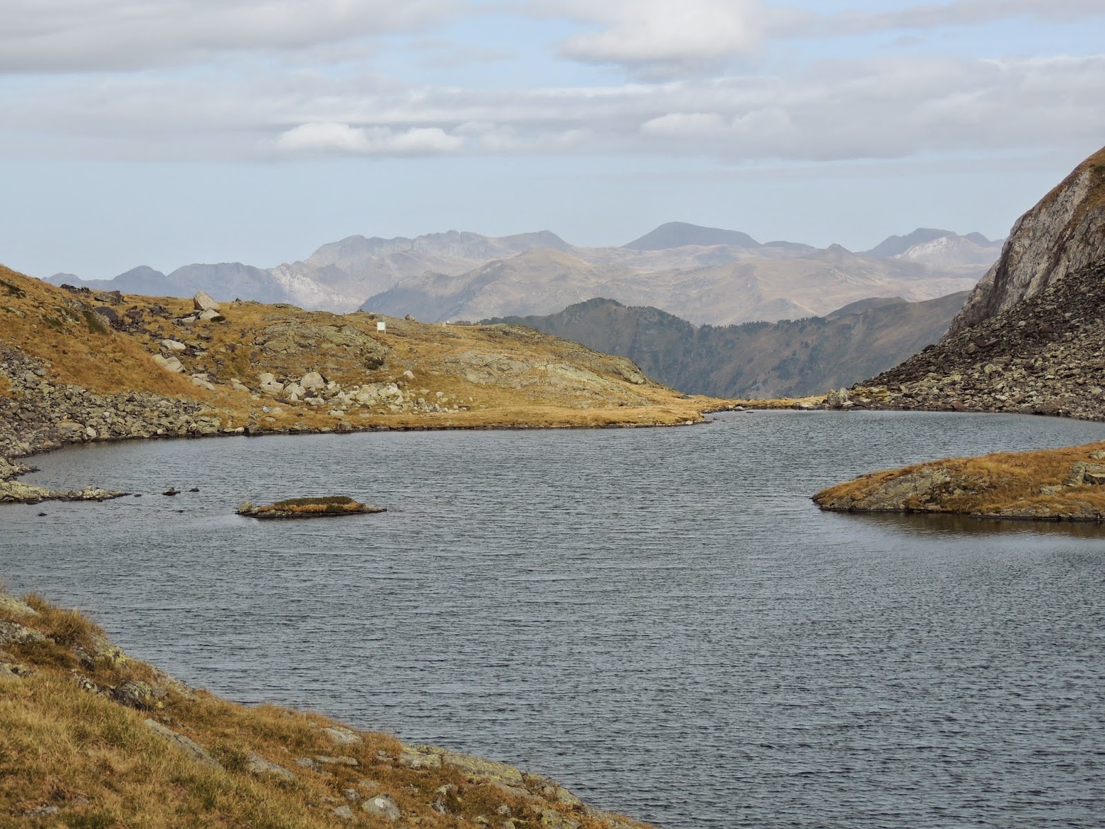 Les Pyrénées: Photos, randonnées, paysages et rencontres: Le Lac deth ...