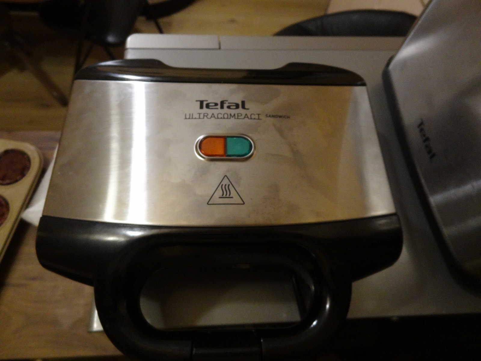 Tefal Ultracompact SM1552 sandwich maker - user review