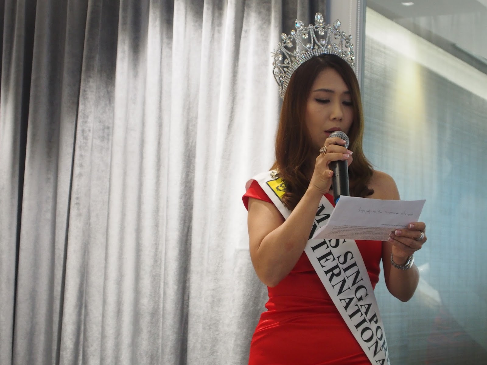 Mrs Singapore Press Conference 2015 - Victoria