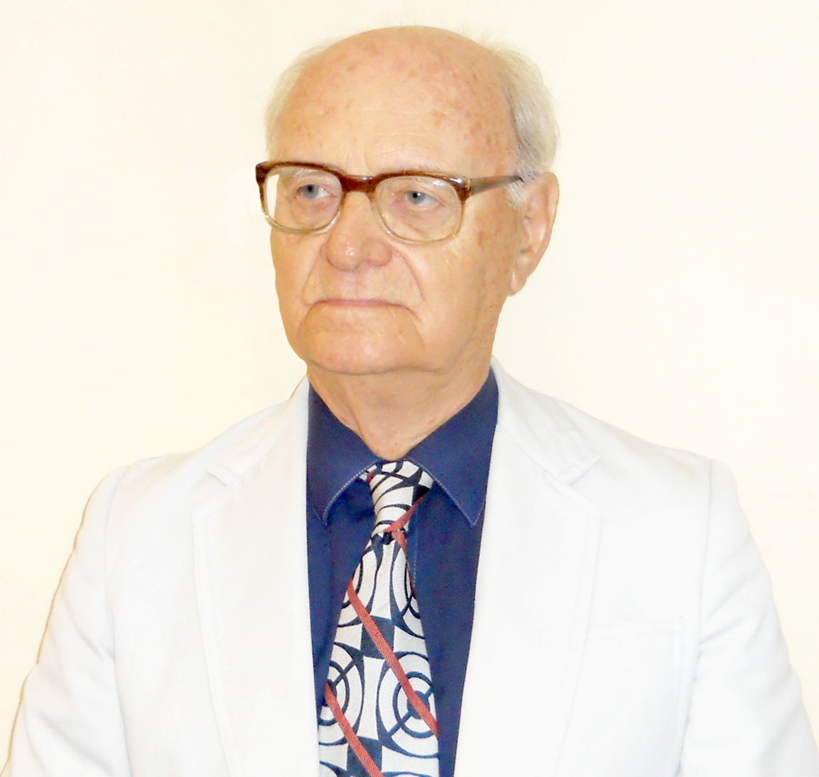 Blogul lui Răzvan Codrescu: S-A STINS DOCTORUL PUIU STOICULESCU