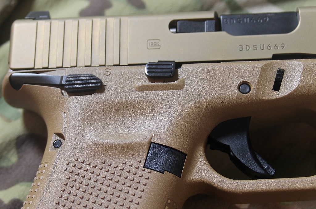 STRATEGIE & TECHNIK: Glock 19 MHS - systematische One-Gun-Solution
