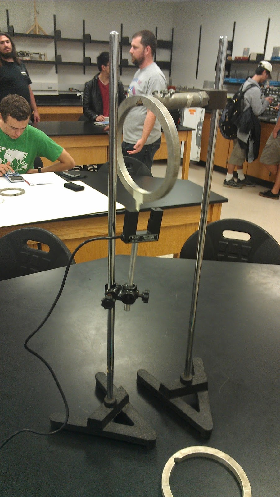 Phys4AS15 hynassman: 1 June 2015: Physical Pendulum Lab
