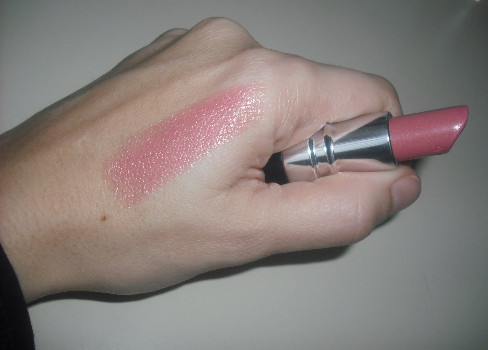 A Little Purple Folie...: A dupe for MAC Angel?/ Un ''dupe'' pour le ...