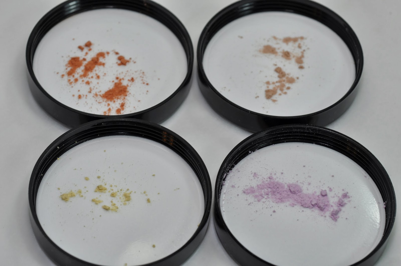 MAC Prep + Prime CC Colour Correcting Loose Powder Swatches, Review ...