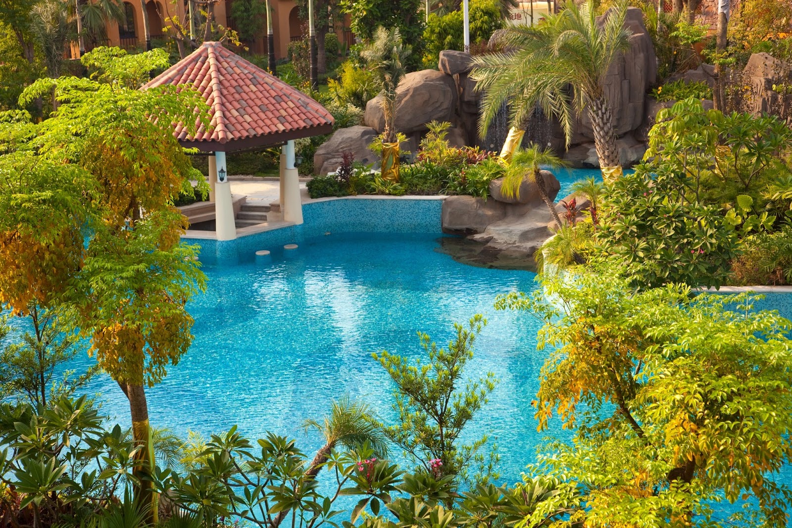 Banco de Imágenes Gratis: Albercas en hermoso paisaje tropical con ...