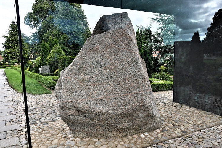HASSE FERROLD PHOTOS and NEWS: The Jelling stones - THE JELLING STONE ...