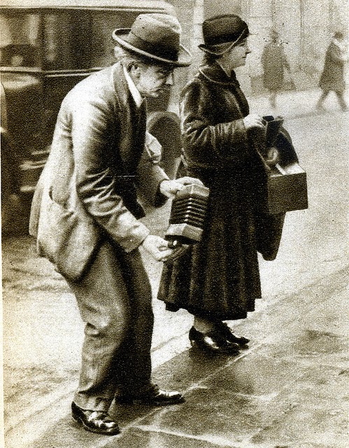 56 Amazing Vintage Photos of Everyday Life in London in the 1920s ...