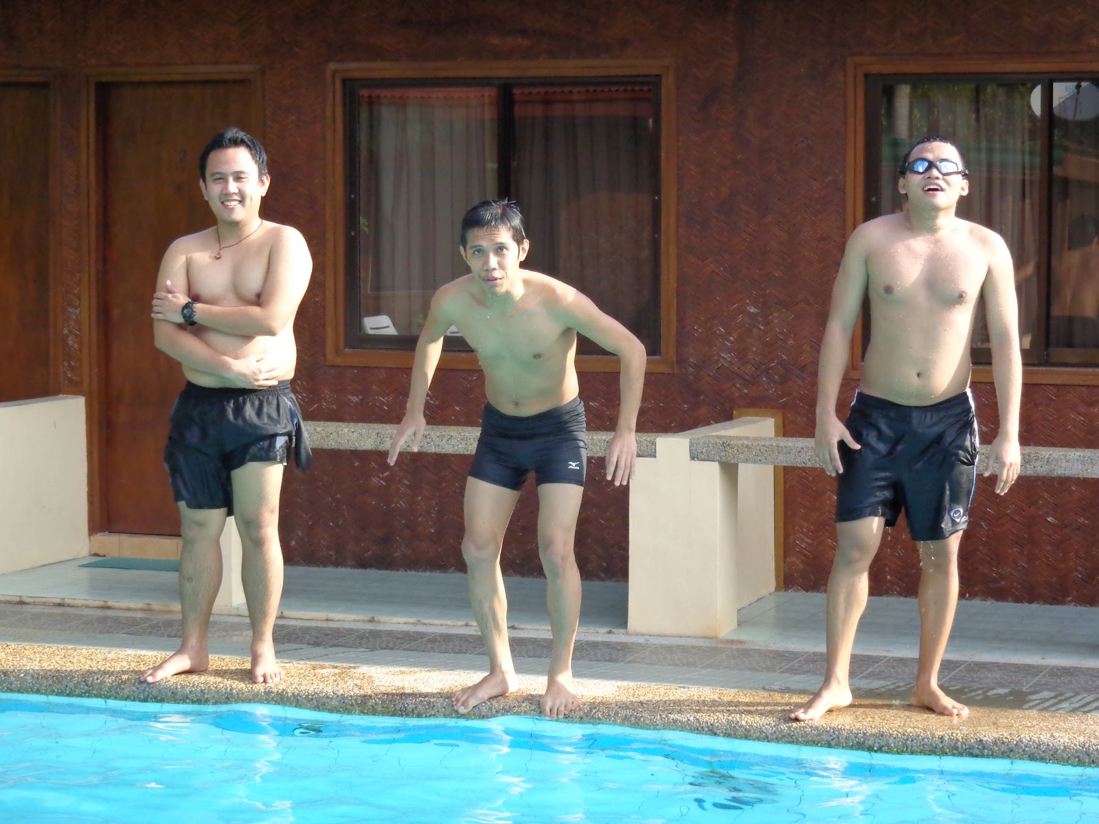 travelogue: Zambales Series Version 1.0: Canoe Beach Resort, Pundakit ...