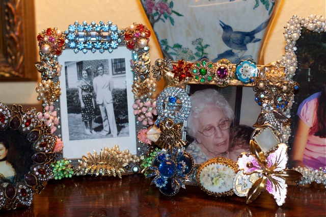 Better Budgeting: Nostalgic Photo Frames