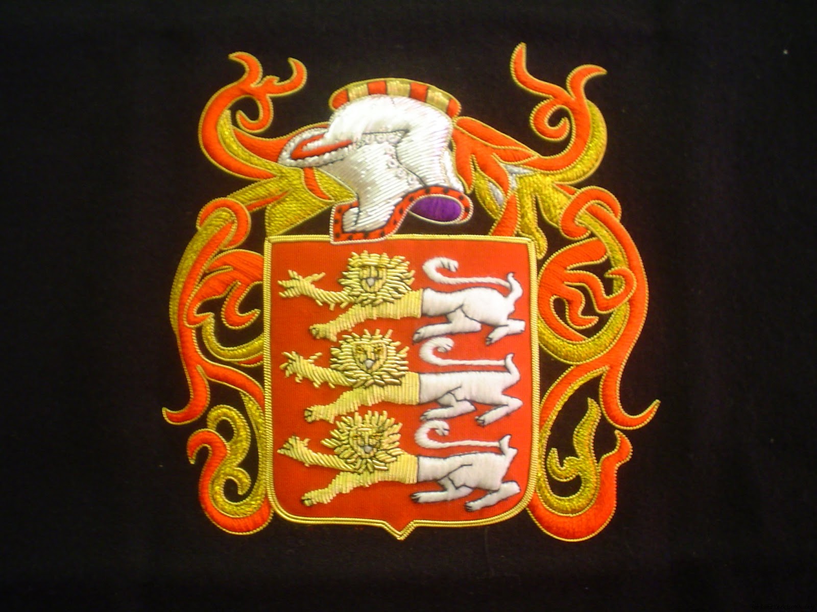 "Tweedland" The Gentlemen's club: Blazer ...