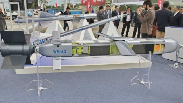 Pussenarmed hadiri demonstrasi Attack Cruise Missile System WS-43 di ...