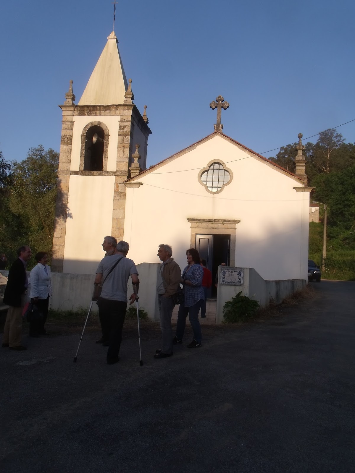 Disperso Escrevedor: EM OSSELA, NO MÊS DE MAIO