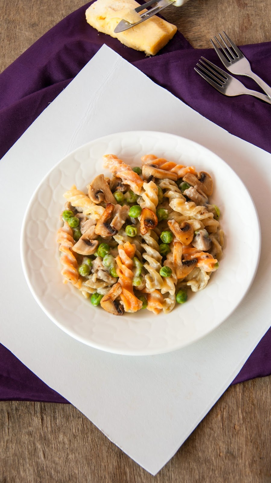 Always Hungry: Spirali Tricolour Pasta with Mushroom and Green Peas