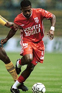 Jairo Castillo se acerca a Independiente