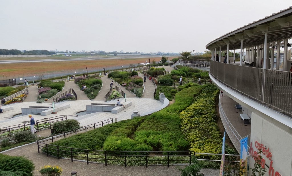 Pacific Airwaves: Trip Report Japan - Itami Airport RJOO/ITM, Part 4