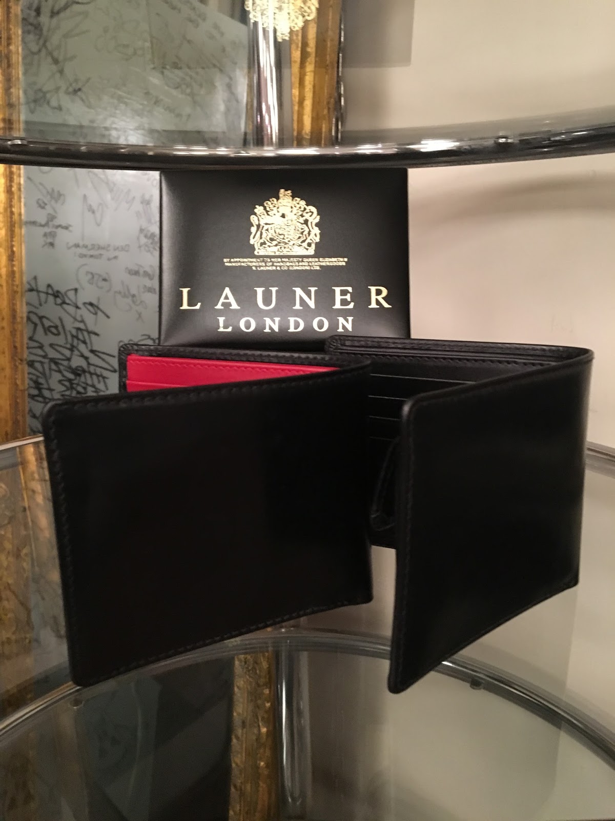 REATS TAILOR ZAZOUS: LAUNER LONDON WALLET