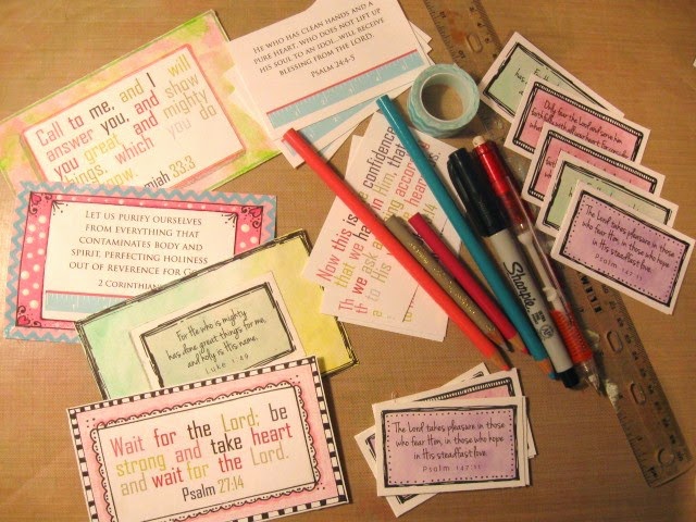 A Palette Full of Blessings: DIY Scripture Cards